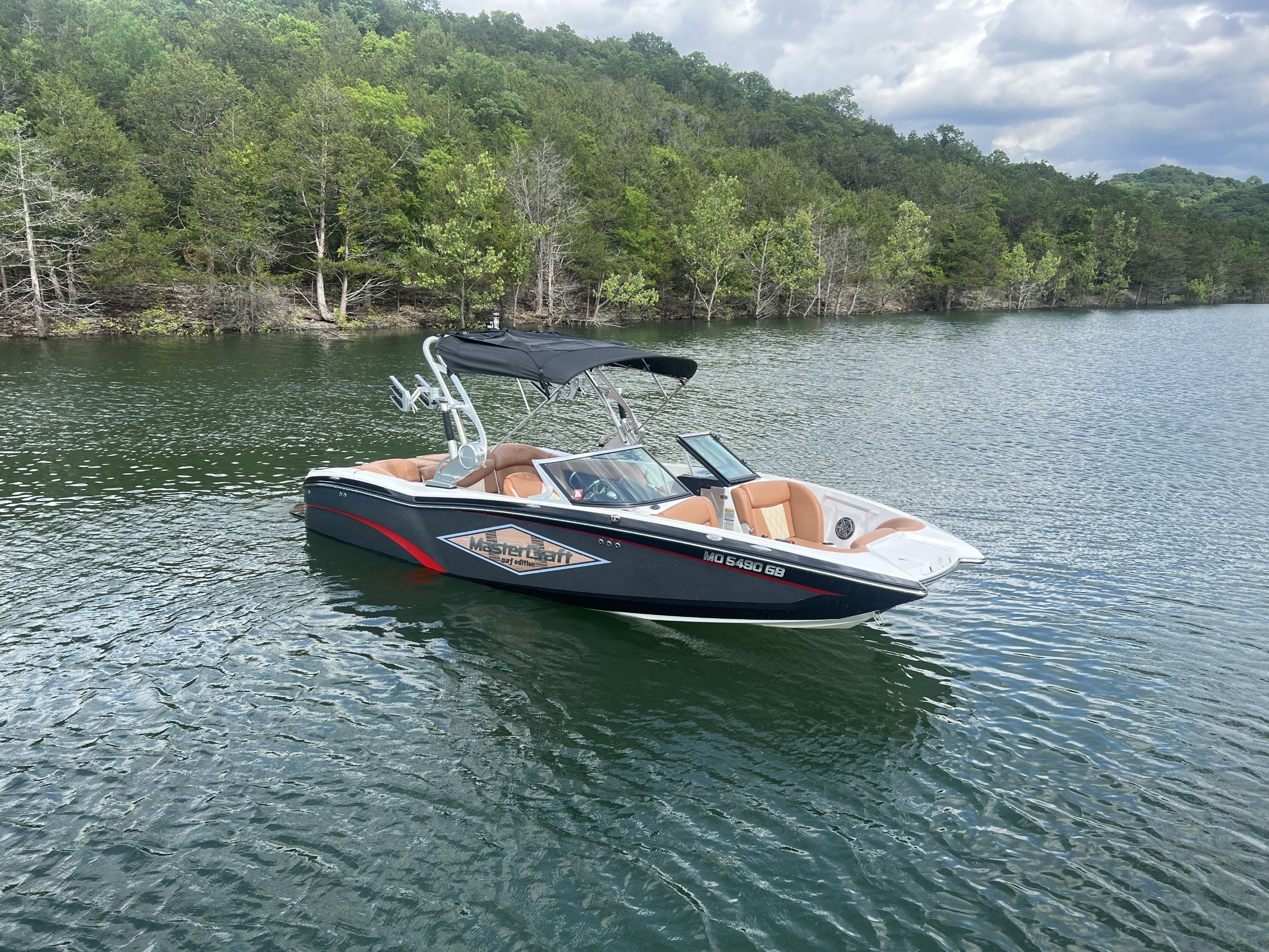 Boat Dealer Missouri - New & Used Boats, Pontoon Boats & Pro Shop