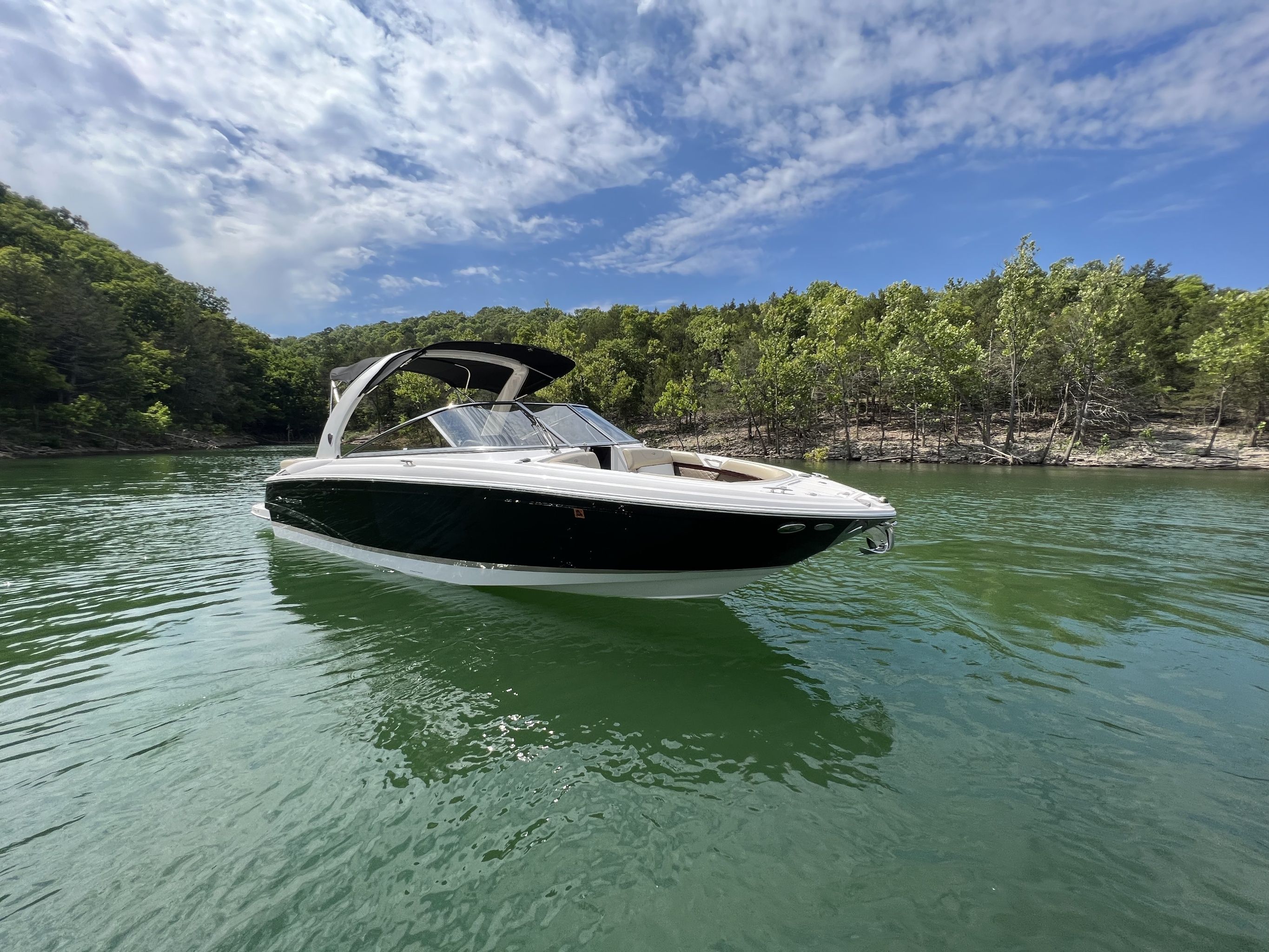 Boat Dealer Missouri - New & Used Boats, Pontoon Boats & Pro Shop