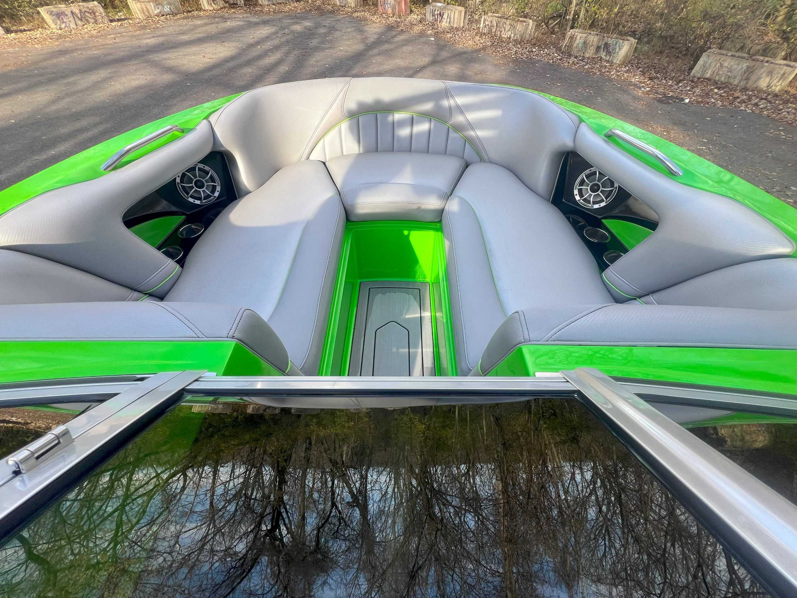 Used 2013 MB F24 Tomcat For Sale in Osage Beach, MO | Hughes Marine
