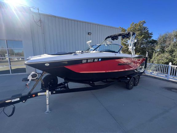 All Boat Inventory in Wichita, KS - Hughes Marine
