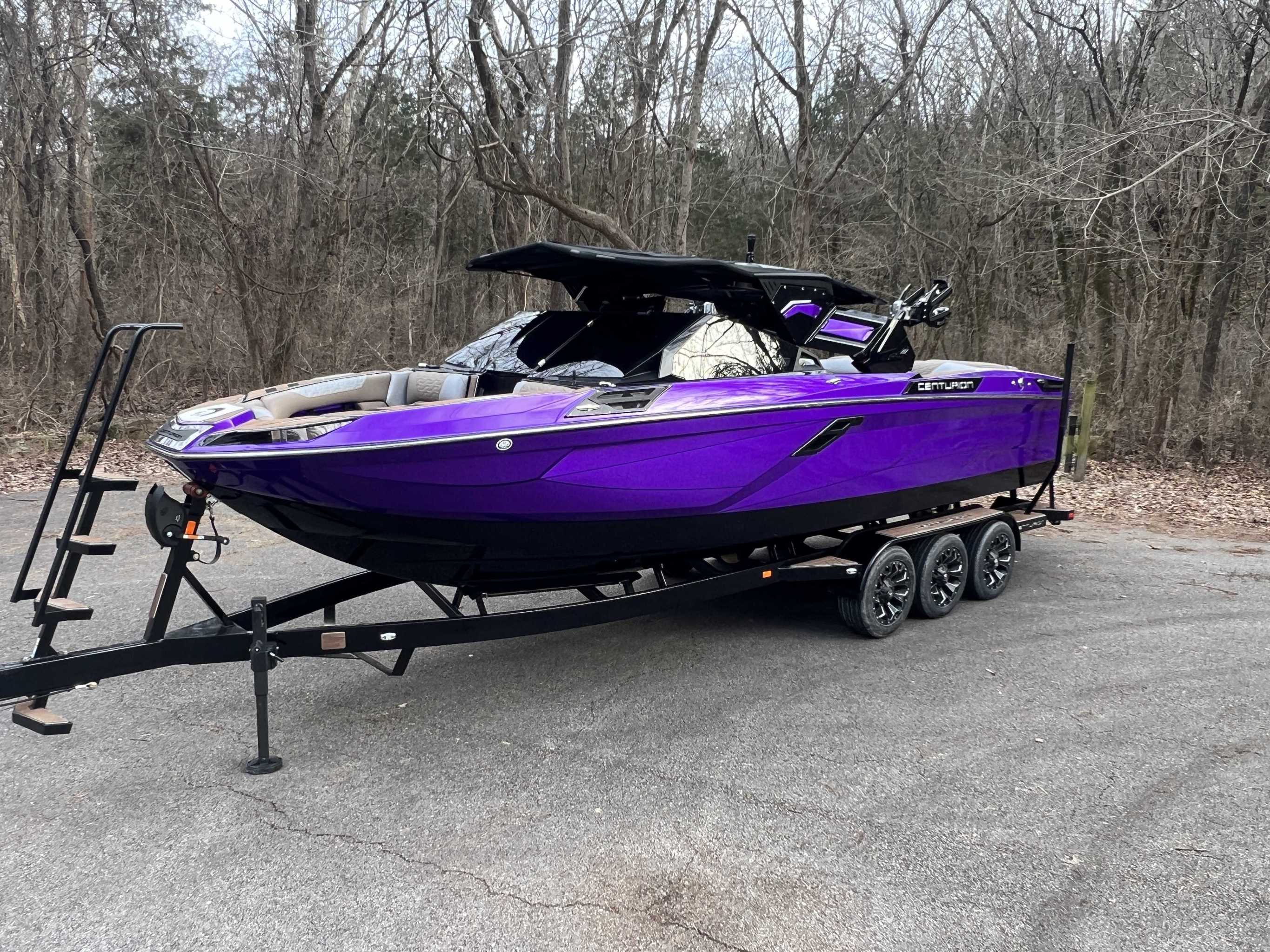 2024 Centurion Ri265 - Hughes Marine